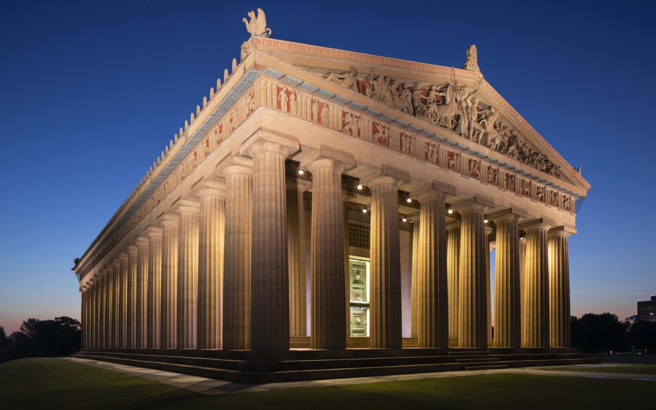 The Parthenon - Projects - Lumenpulse - Specification-grade LED lighting